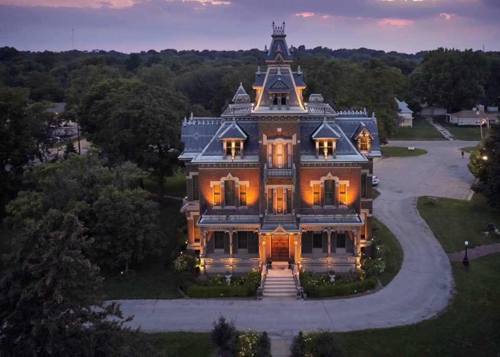 Virtual Roadtrip: The Vaile Victorian Mansion | Check-It-Off Travel ...